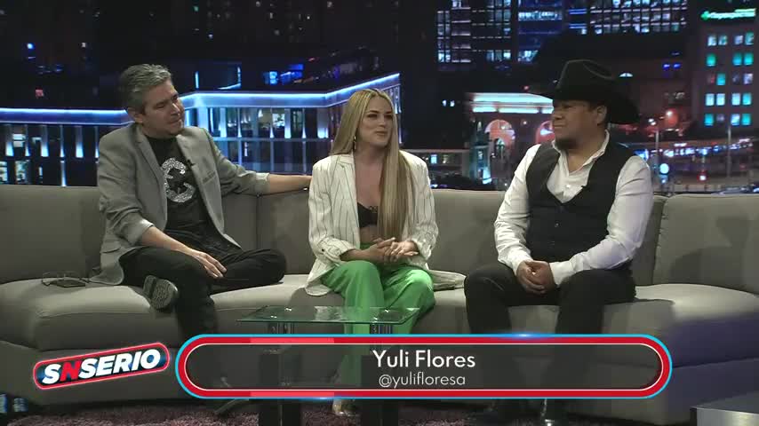 Yuli Flores y su historia musical fuera de la conducción