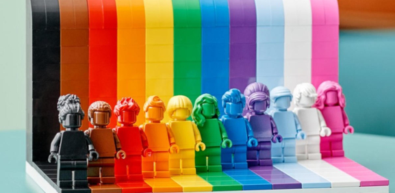 Todos son asombrosos: Lego lanzará el primer set LGBTQ+