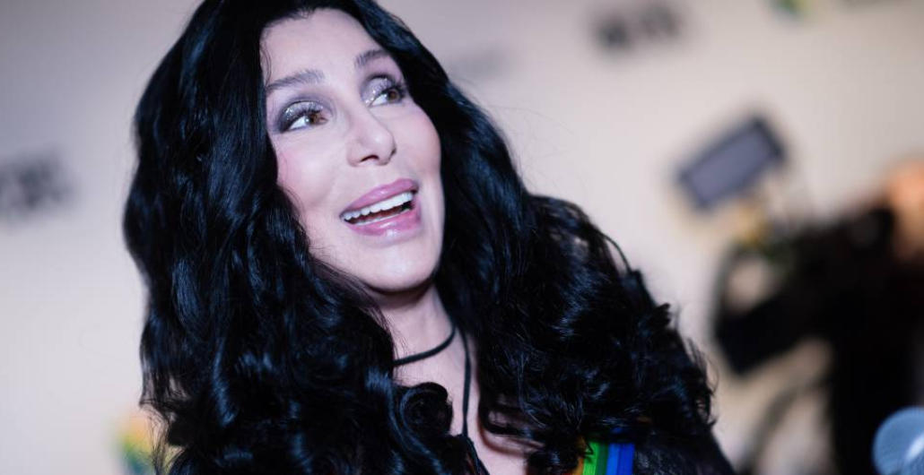 Así de joven luce la mamá de Cher a sus 94 años