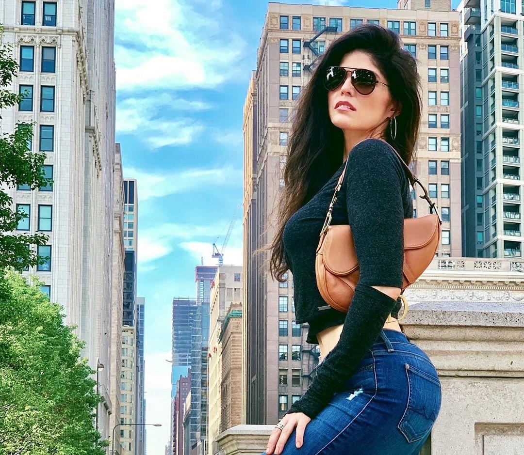 Él es Ángel Muñoz, el joven y guapo novio de Ana Bárbara