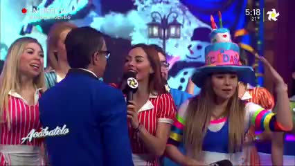 'Ninjarín' llora al ver a 'Bim Bom Ba'