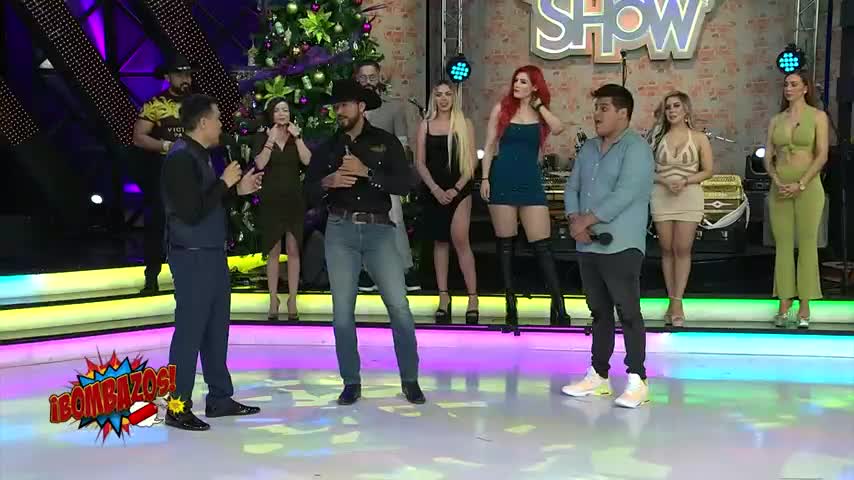 Chicas de 'Es Show' modelan en sensual lencería