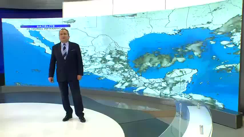Así lucía Datsy Acuña cuando era presentadora del clima