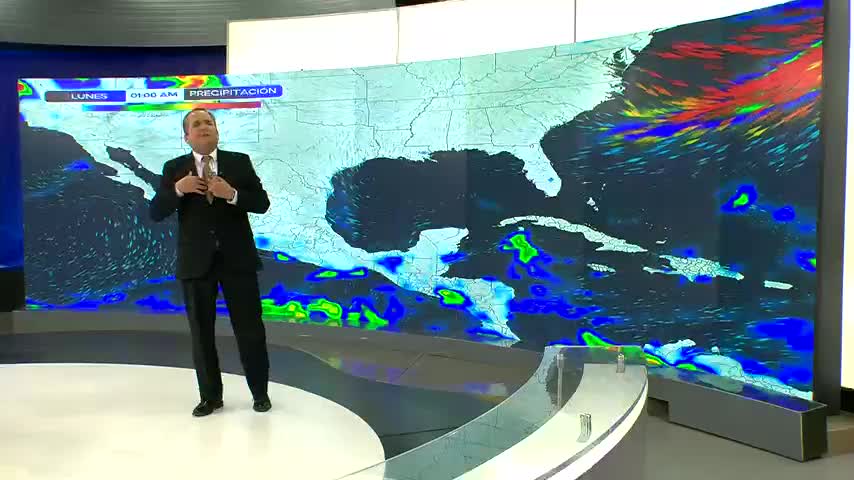 Gaby Quiroga y la Maestra Resurrección recrean pintura de Diego Rivera