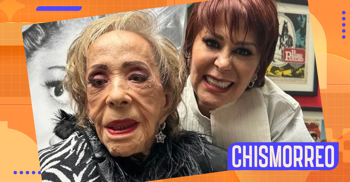 Ernesto Chavana y el elenco de 'Es Show' en el Chismorreo